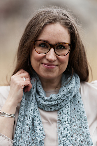 Ravelry: Drifting Dawn pattern by Janina Kallio