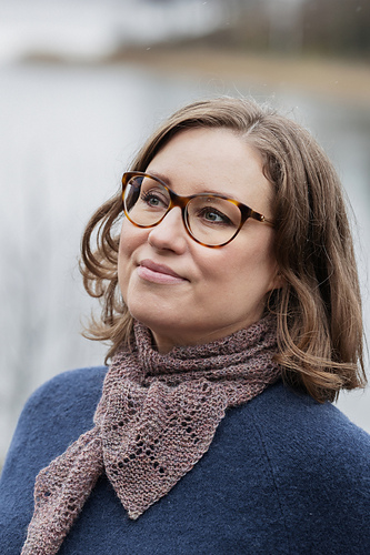 Ravelry: Moonrise pattern by Janina Kallio