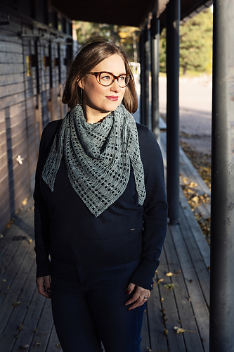 Ravelry: Rooted pattern by Janina Kallio