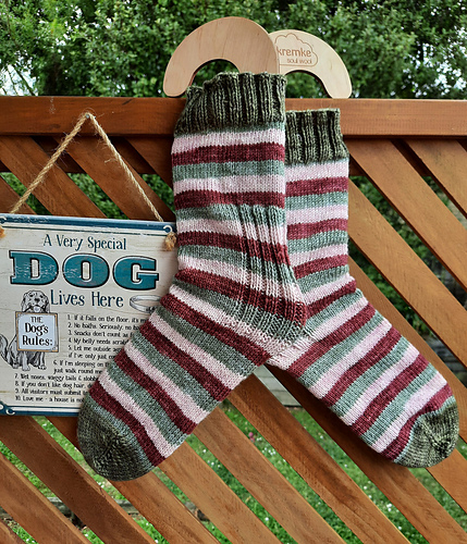 Ravelry: Magic Heel Socks Toe Up pattern by Judy Jewell