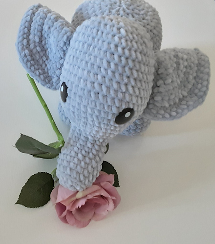 Ravelry: Tuffi der Elefant pattern by Jaylyn Xander