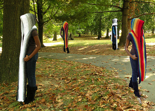Ravelry: Schoodie Hooded Scarf pattern by Jazodee Studio