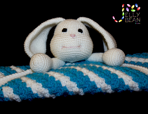 Ravelry: Bunny Snuggle Blanket pattern by JBD JellyBean Dreams