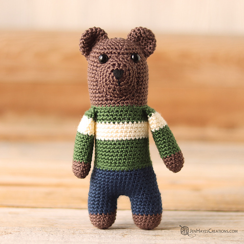 Ravelry: Beginner-Friendly Bear pattern by Jen Hayes