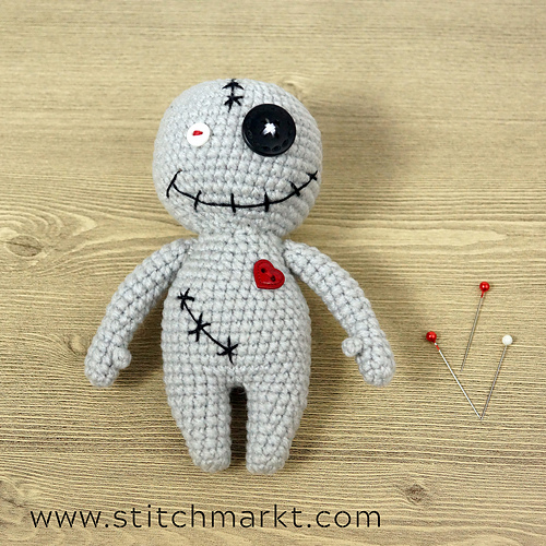 Ravelry: Voodoo Doll pattern by JenPattern
