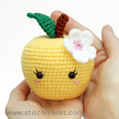 Ravelry: Cute Apple pattern by JenPattern