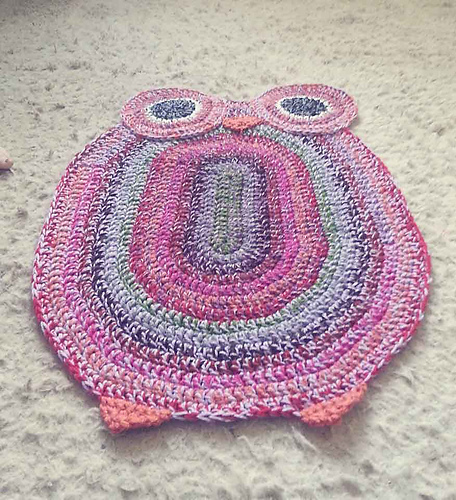 Ravelry: Crocheted Owl Rug (Small) pattern by Jennifer Burns