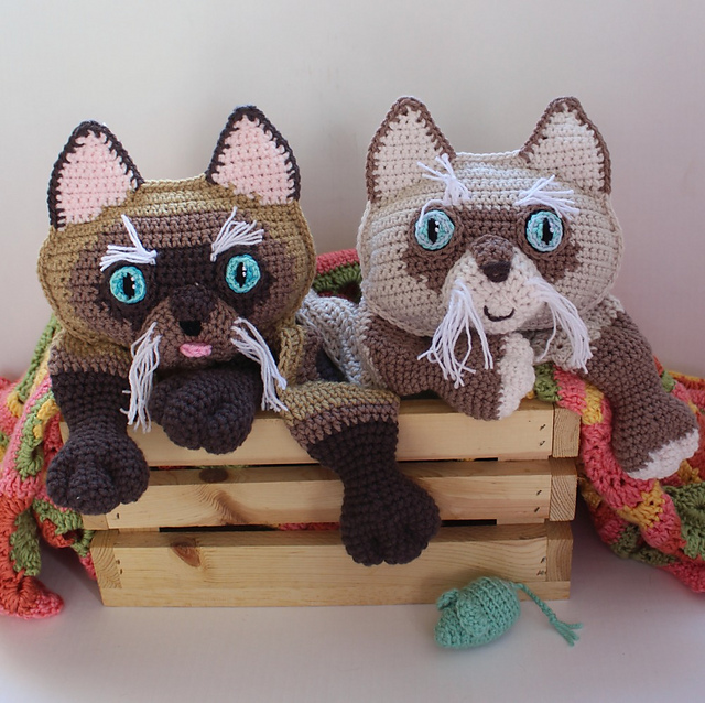 Ravelry: Colorpoint Persian and Himalayan Mods pattern by Jenna Wingate