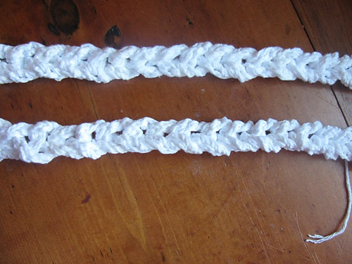 Ravelry: Single Strand Rope Handles (To Crochet) pattern by Jennette Reid