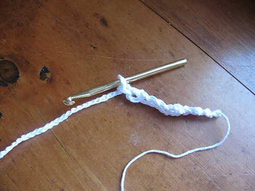 Ravelry: Single Strand Rope Handles (To Crochet) pattern by Jennette Reid