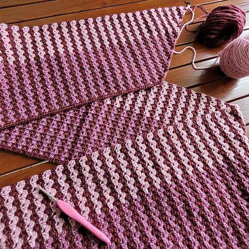 Ravelry: Shadow Plaid Wrap pattern by Jennifer Olivarez