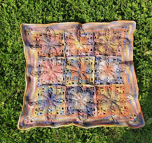 Ravelry: Double Wedding Ring Blanket pattern by Jennifer Olivarez