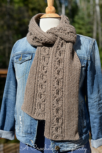 Ravelry: Infinity Cable Scarf pattern by Jennifer Renaud