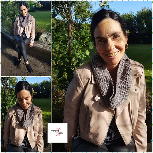 Ravelry: Mini-Moguls Cowl pattern by Jennifer Renaud