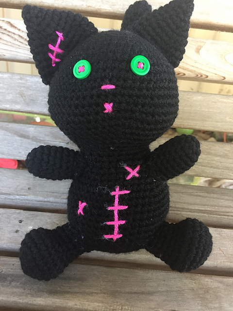 Ravelry: Jinx the Voodoo Kitty pattern by Jennifer Kearney