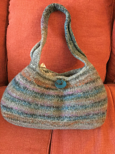 Ravelry: Slouch Bag pattern by Paula King