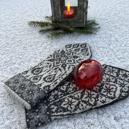 Ravelry: Crystal (Kristall) pattern by JennyPenny