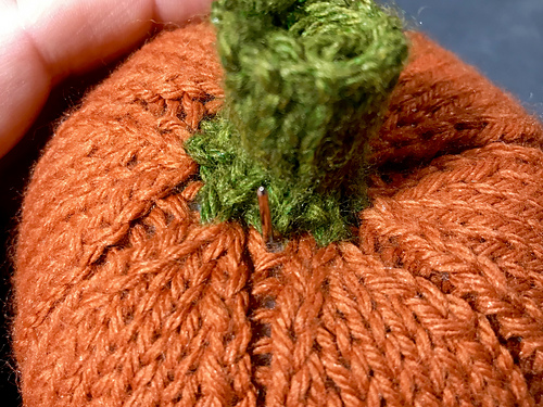 Ravelry: Perfect Pumpkin Trio pattern by Jeremy Butcher