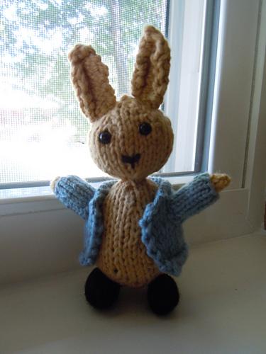 Ravelry: Peter Rabbit pattern by Jessica Wheeler