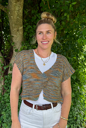 Ravelry: Golden Bolero pattern by Hélène Rush