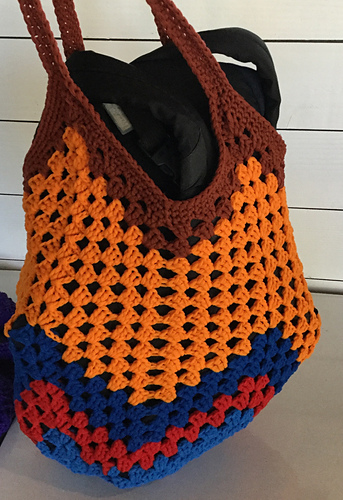 Ravelry: Granny Stitch Bag pattern by Fiber Spider