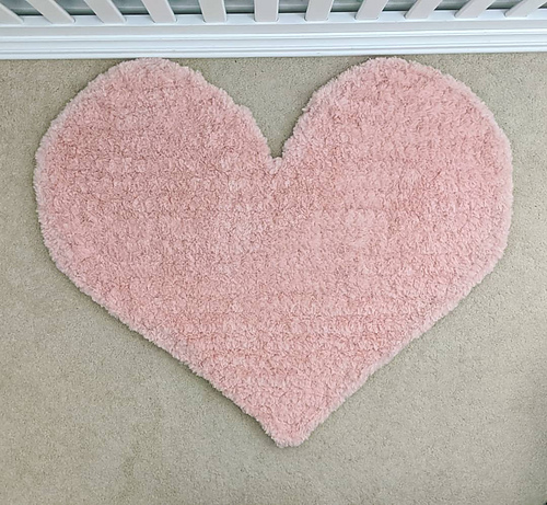 Ravelry: Faux Heart Rug pattern by Jessica Paz Creates