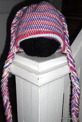 Ravelry: Moe Hat pattern by Jessie Rayot
