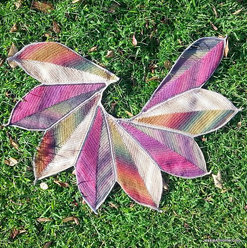 Ravelry: Fall Leaves Wrap pattern by Jessie Rayot