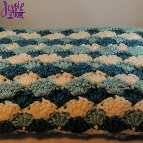 Ravelry: Shell Stitch Baby Blanket pattern by Jessie Rayot