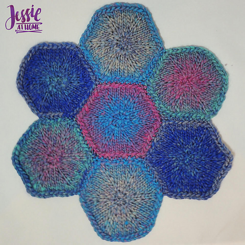 Ravelry: Hexagon Trivet pattern by Jessie Rayot
