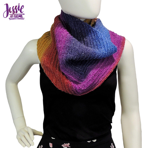 Ravelry: Extended Triangle Wrap pattern by Jessie Rayot