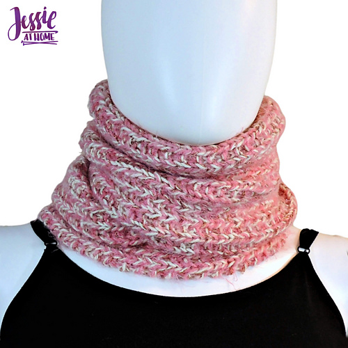 Ravelry: Broken Rib Scarf pattern by Jessie Rayot