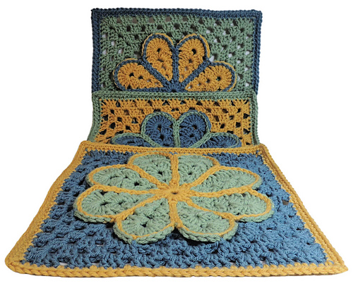 Ravelry: That 70s Square pattern by Jessie Rayot