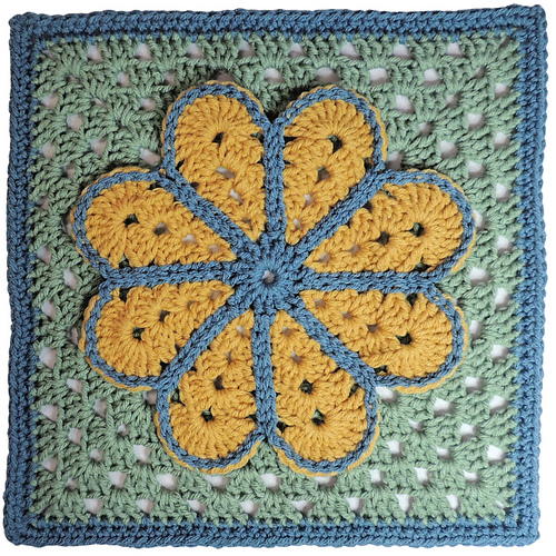 Ravelry: That 70s Square pattern by Jessie Rayot