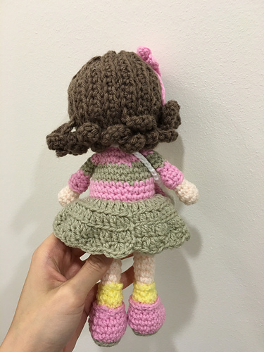 Ravelry: Little girl Chloe pattern by Jess P.