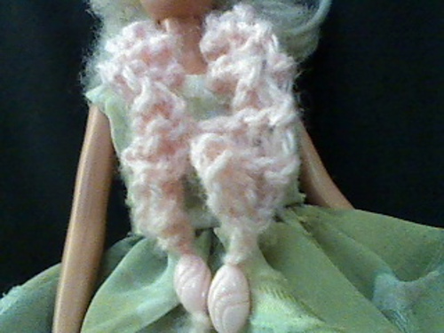 Ravelry: Twirly Barbie Scarf pattern by Julia L