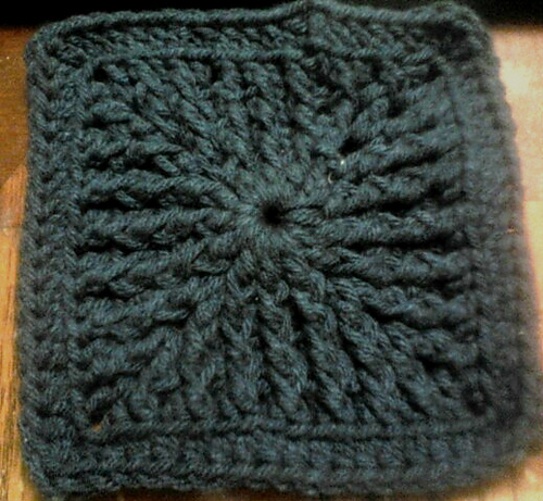 Ravelry: Ribbed Square pattern by Jitterie