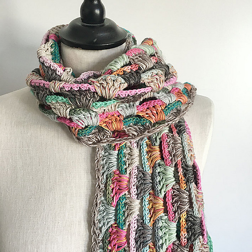 Ravelry: Crest of the Waves Cowl pattern by Jo Kirby