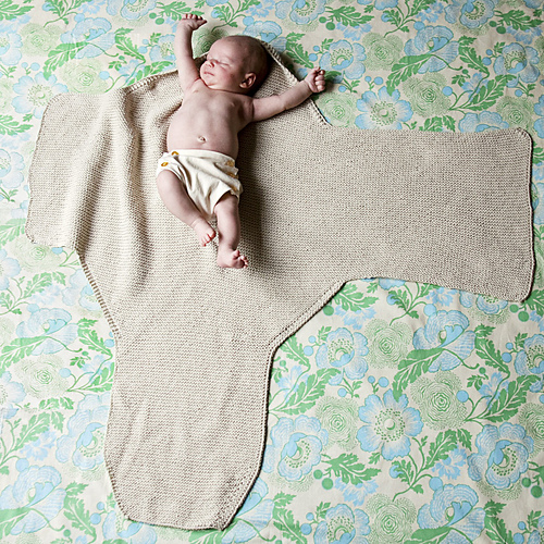 Ravelry: Baby Envelope pattern by Joanna Johnson