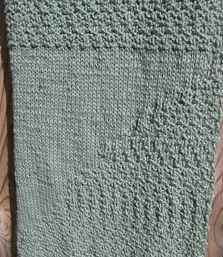 Ravelry: Fissure pattern by Joanne Seiff