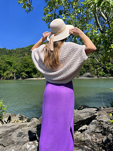 Ravelry: Amorette Cocoon Cardigan pattern by Jolly Lizard