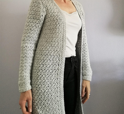 Ravelry: Cardigan Stone pattern by madebyJORI