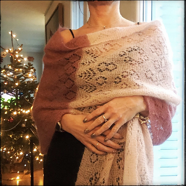 Ravelry: JoueuseDAiguilles' St. Ninian's Scarf