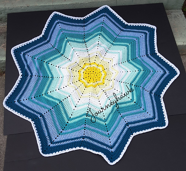Ravelry: 9-Pointed Star Round Ripple pattern by Gene Saunders