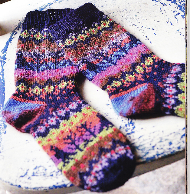 Ravelry: Blackbird Socks pattern by Judy Furlong