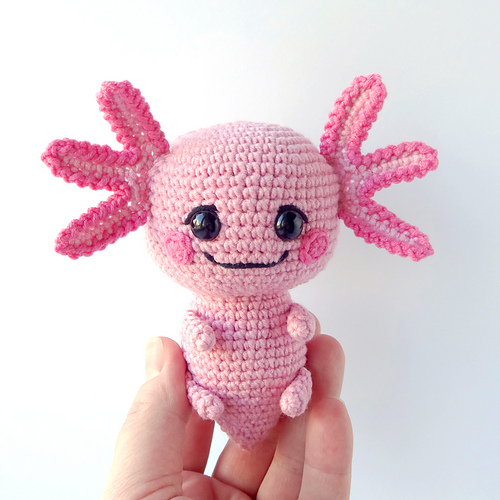 Ravelry: Axolotl pattern by Yuliia Matiienko