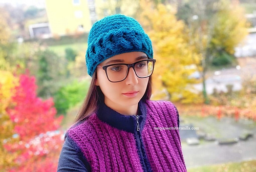Ravelry: Harmony beanie pattern by Julia Bleau