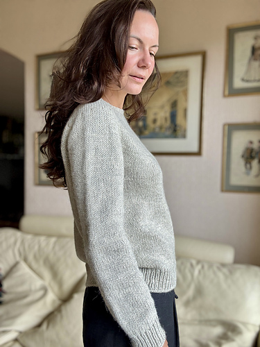 Ravelry: First Star sweater pattern by Julia Piro