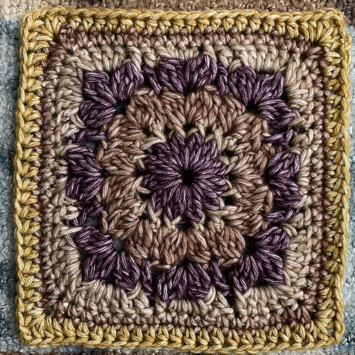 Ravelry: Octa'ghan pattern by Julie Yeager