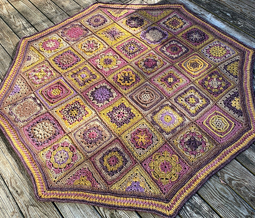 Ravelry: Octa'ghan pattern by Julie Yeager